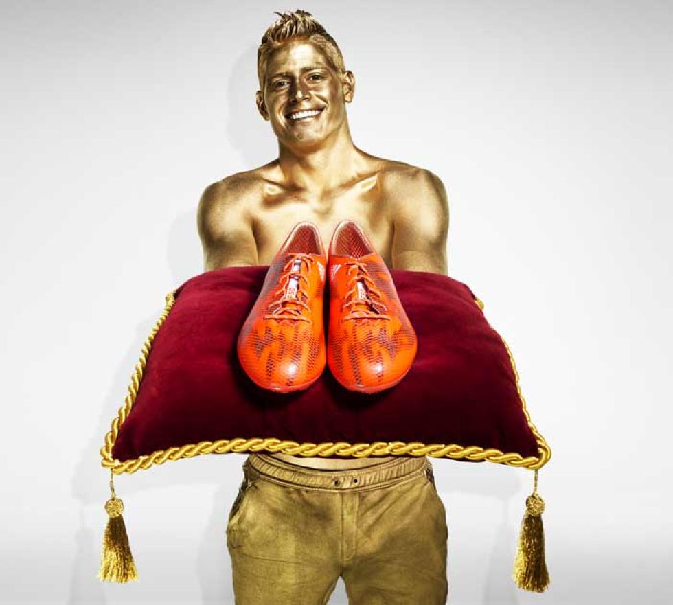 Las nuevas botas de James - foto 2 - MARCA.com