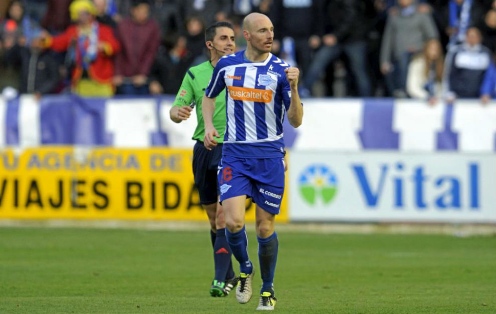 Toquero amplia distancias | Marca.com