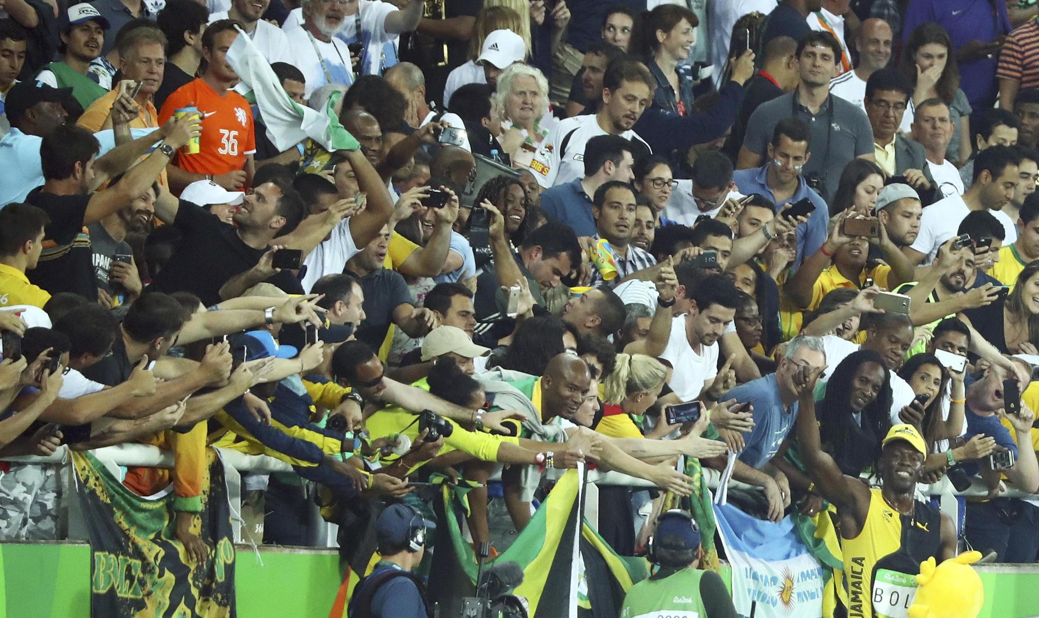 El desatado lío en Río de Bolt: su fiesta de oro - Foto 11 de 14 ...