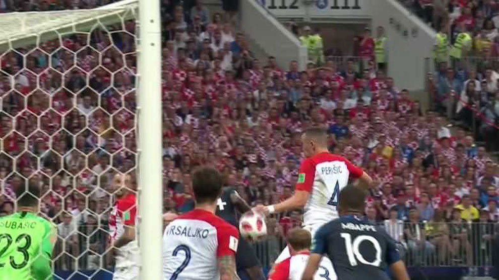 France vs Croatia: Andujar Oliver: Griezmann wasn't fouled and Perisic ...