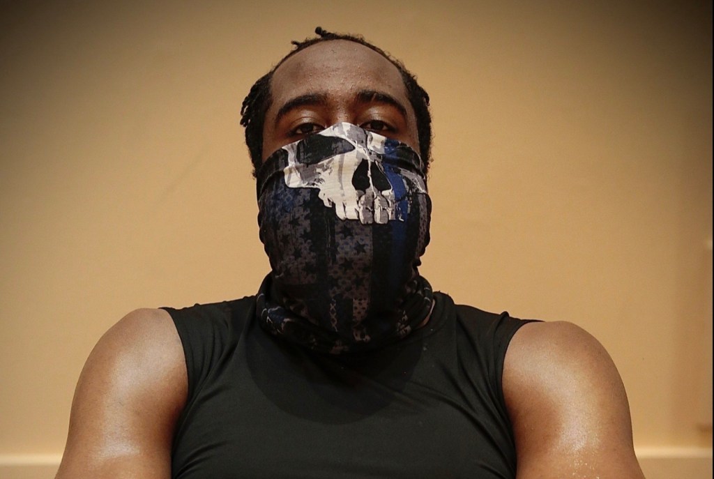 James Harden wears controversial pro-police mask | MARCA in English