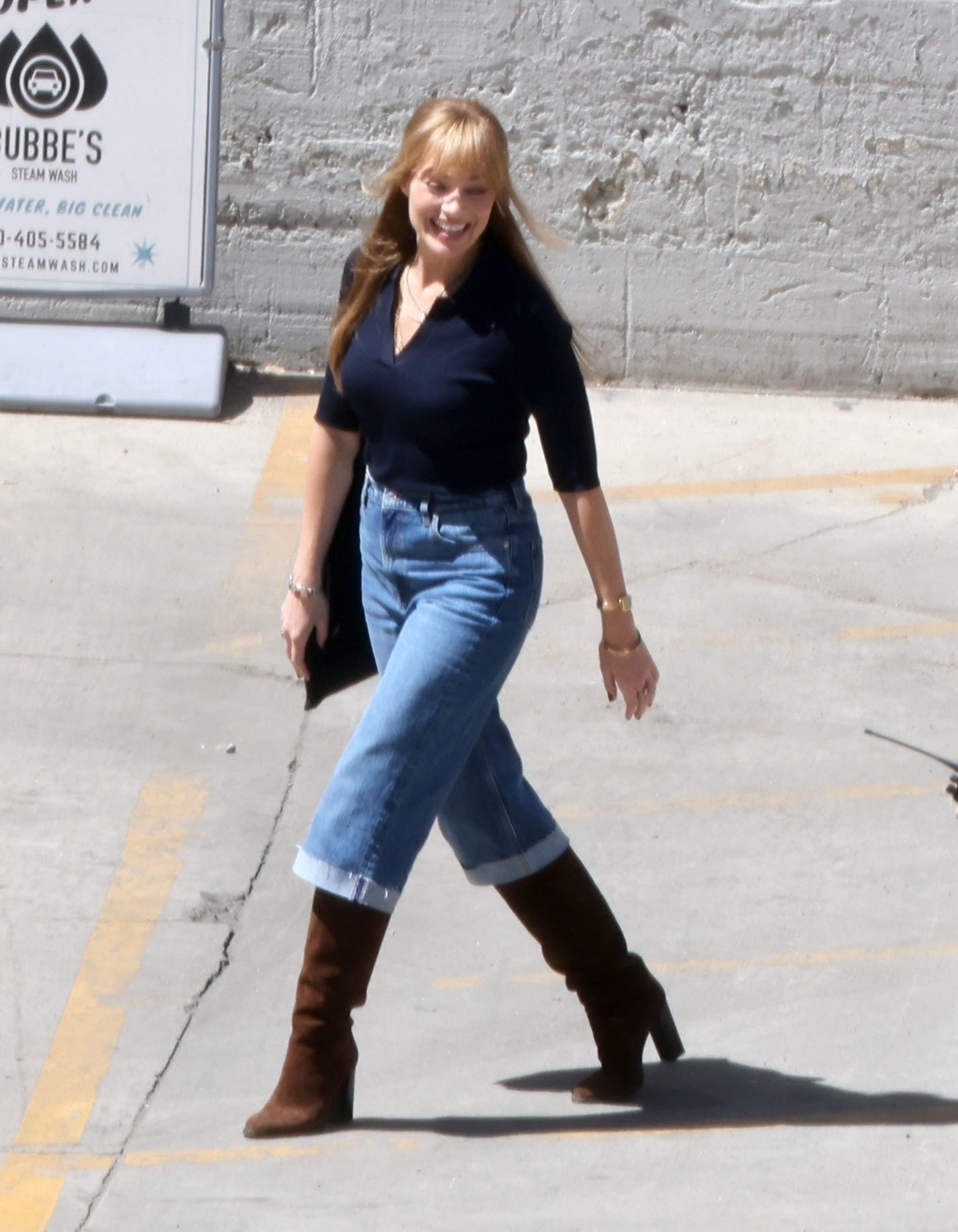 Margot Robbie takes a risk with this daring look to move on from ...