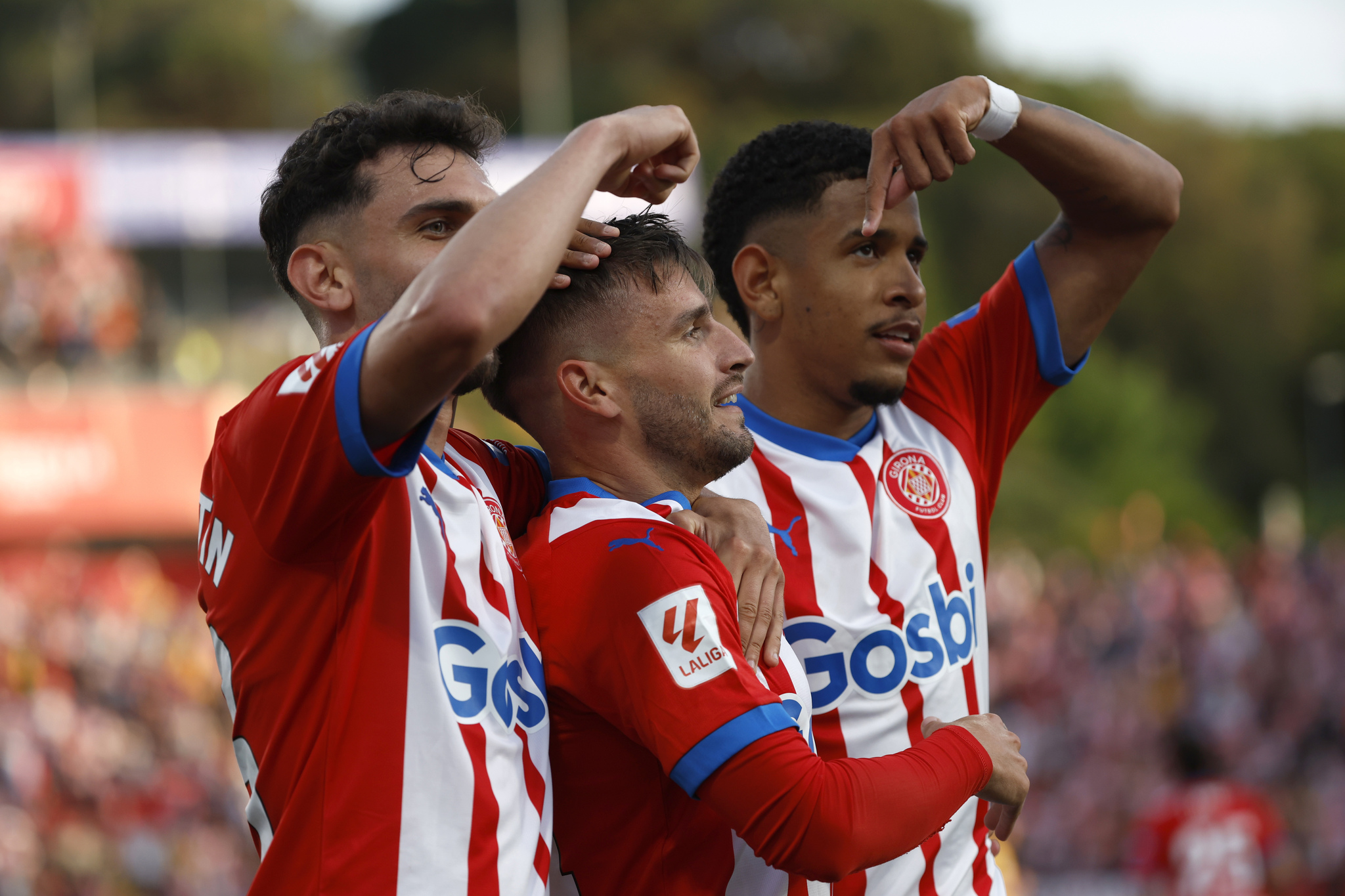 Girona 4-2 Barcelona: Ten minute Barcelona collapse delivers LaLiga ...
