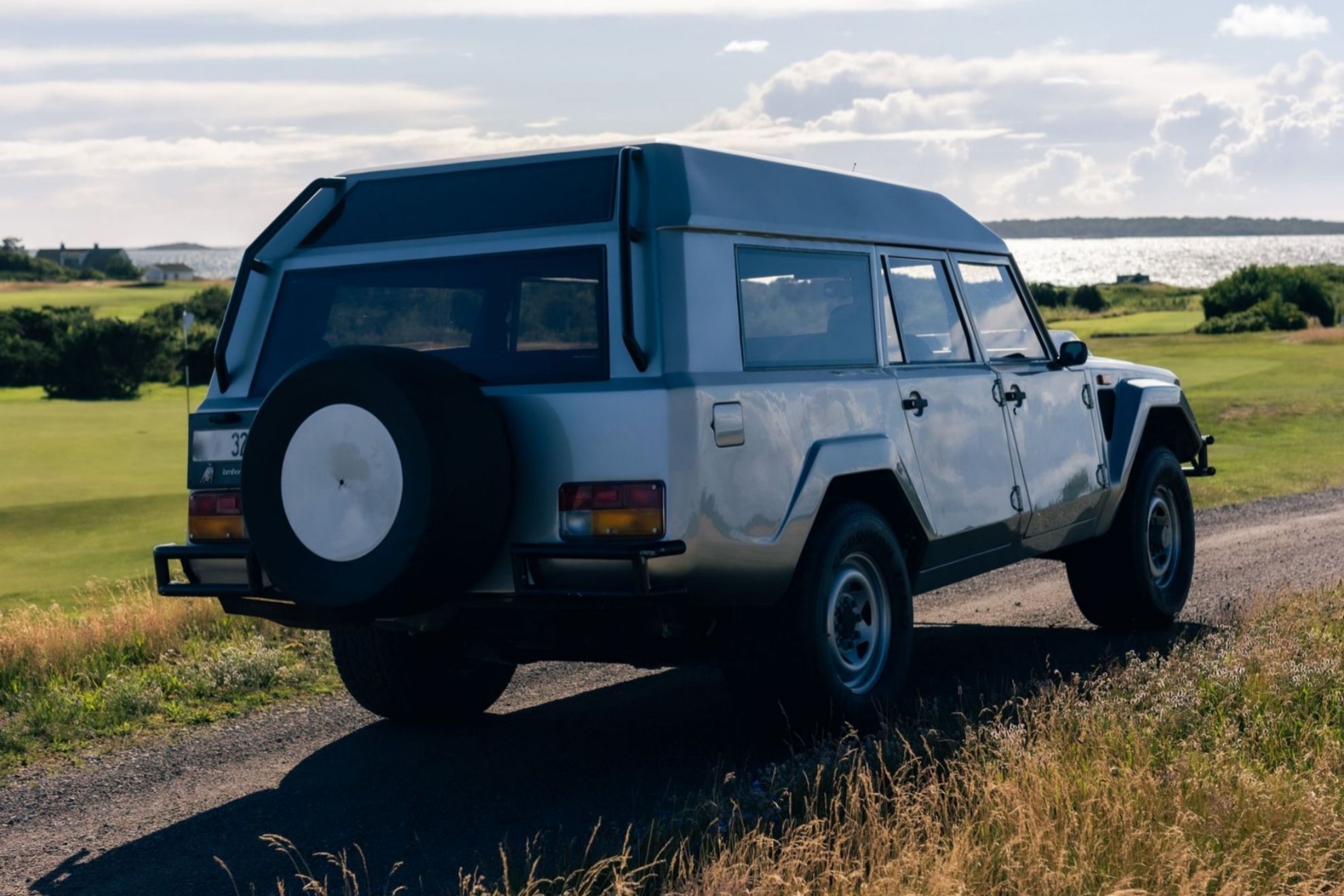 Lamborghini: Lamborghini LM002 Wagon: un caprichazo del Sultán de ...