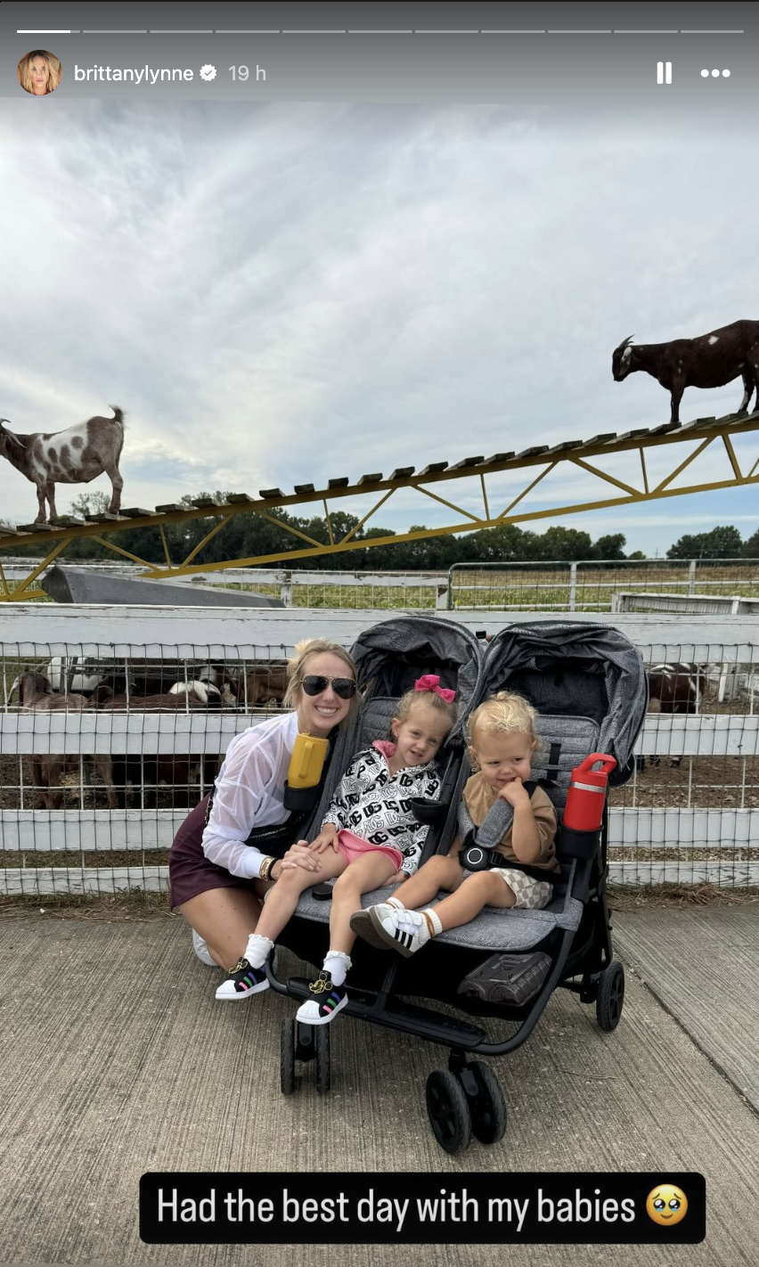 Brittany Mahomes enjoys fall fun at the pumpkin patch | Marca