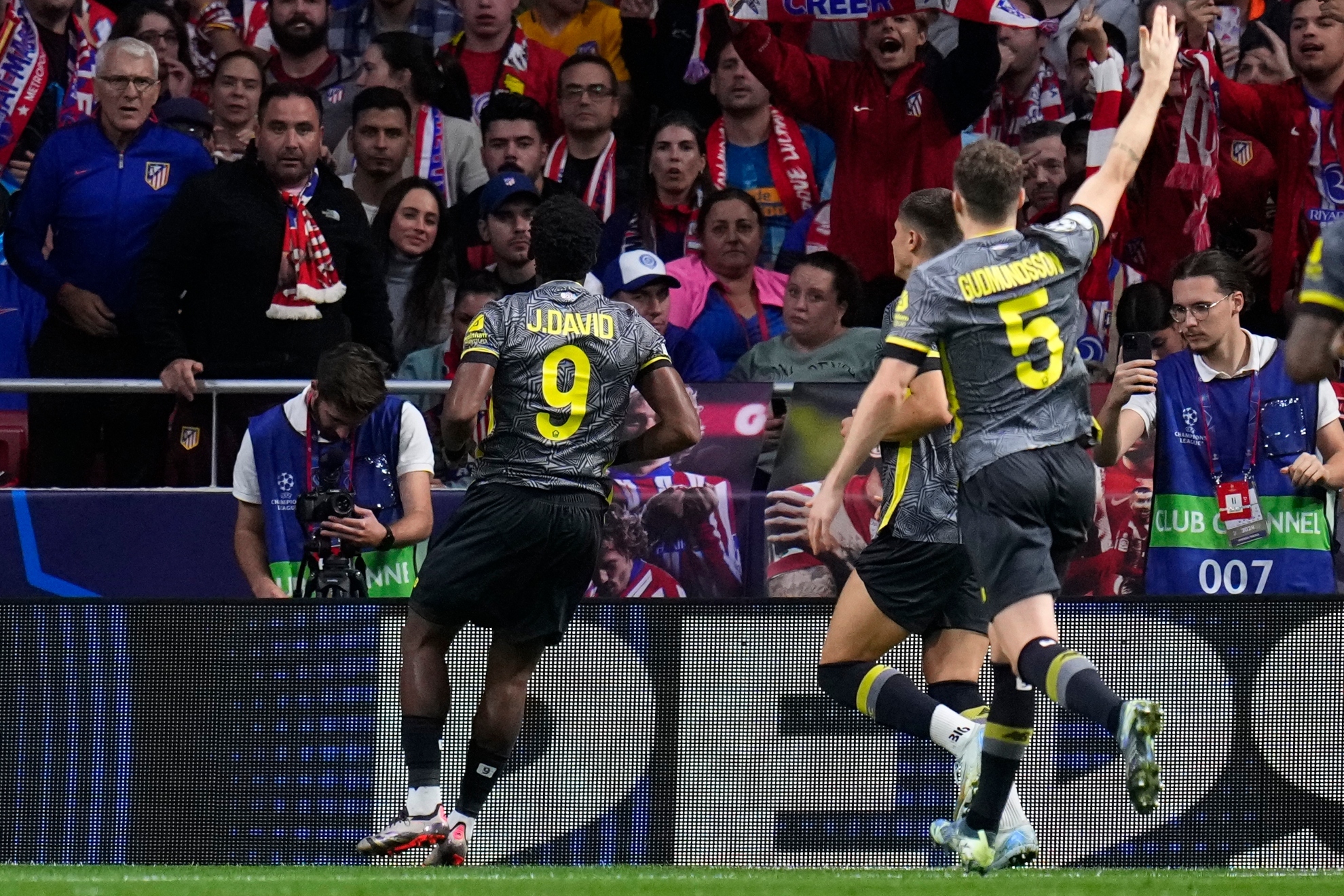 Jonathan David, the Real Madrid slayer who dreams to play for Barcelona ...
