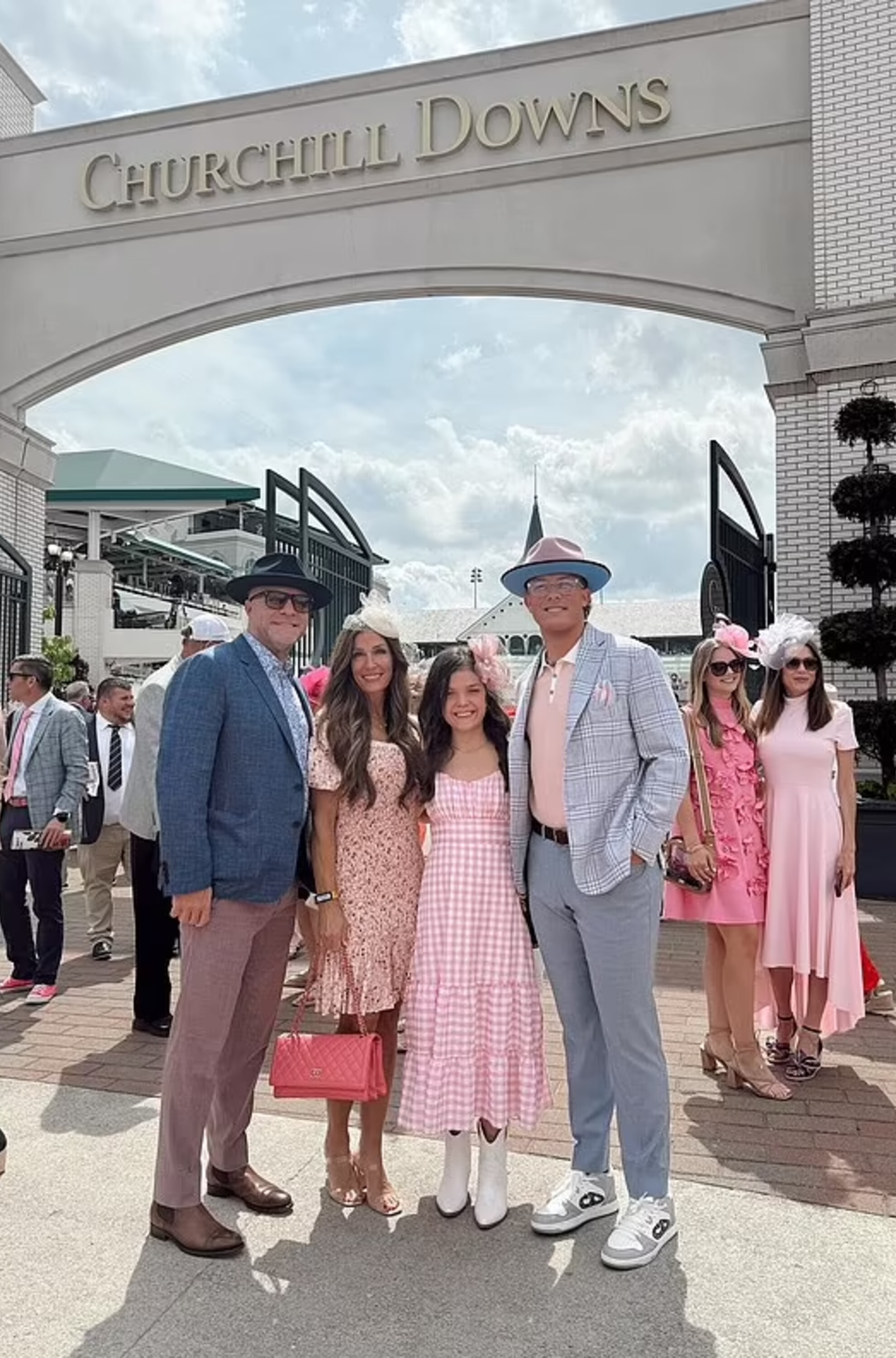 Jaxson Dart springs surprise with glamorous photo alongside mom Kara ...