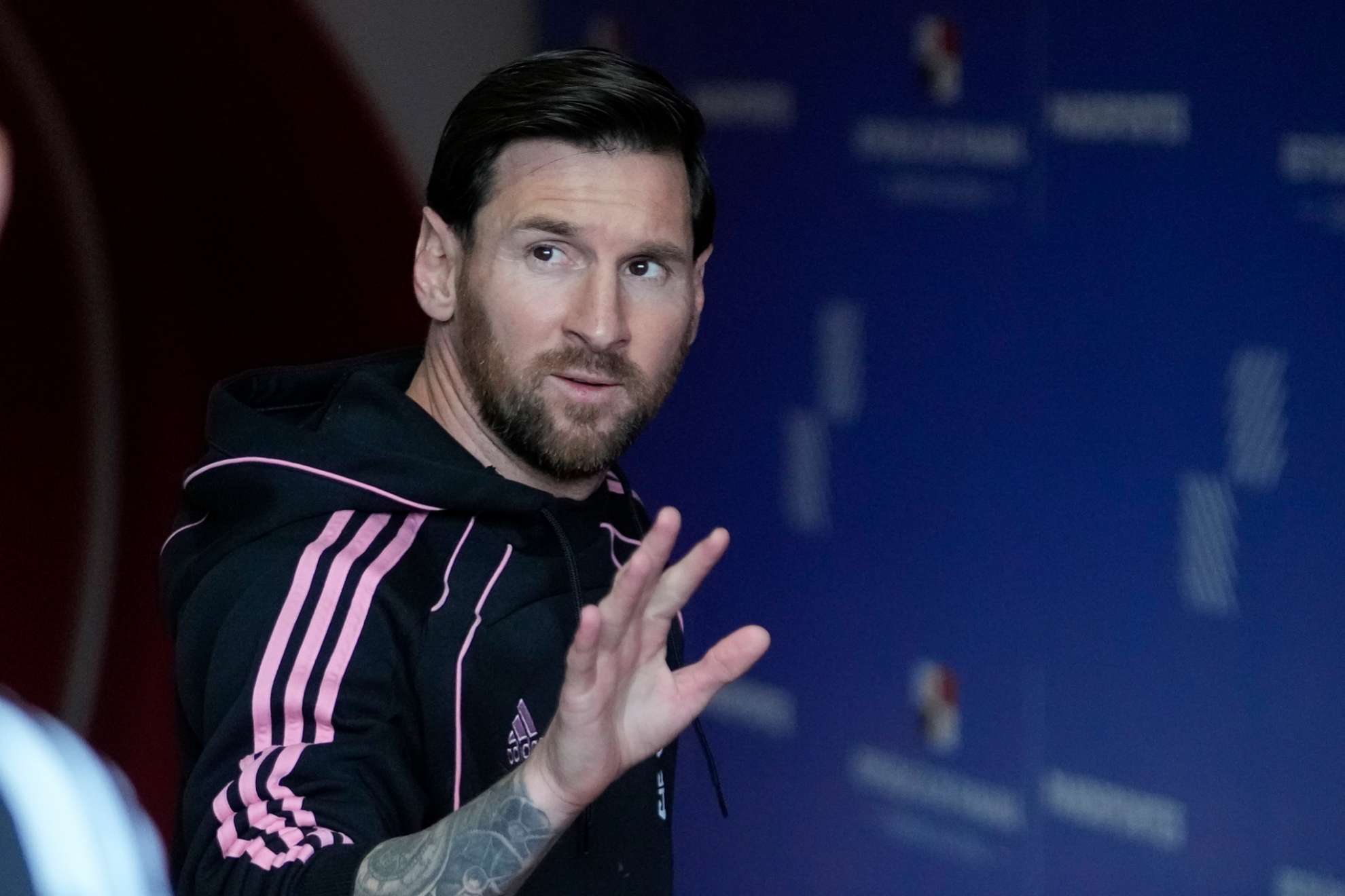 Messi shows why he's a key piece on any team with a gesture that's ...
